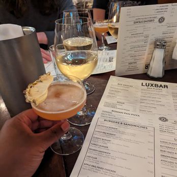 LUXBAR - Updated July 2024 - 878 Photos & 1156 Reviews - 18 East ...