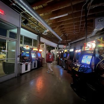 EIGHTYTWO - Updated December 2025 - 1483 Photos & 1724 Reviews - 707 E ...