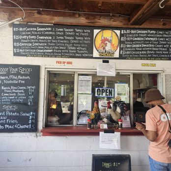 RED’S HOT CHICKEN - Updated November 2024 - 212 Photos & 202 Reviews ...