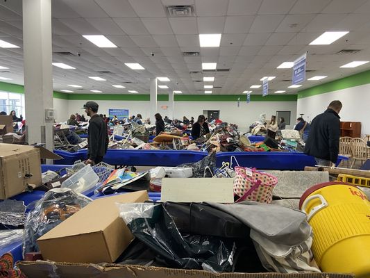 GOODWILL STORE DONATION CENTER - Updated December 2025 - 38 Photos & 17 ...
