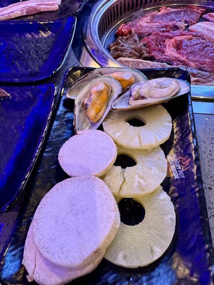 HUNGRY POT KOREAN BBQ & HOT POT - Updated November 2024 - 68 Photos ...