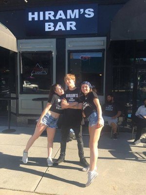HIRAM’S BAR - Updated February 2026 - 219 West 3rd St, Alton, Illinois ...