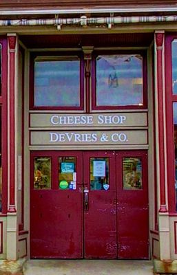 DEVRIES & CO - Updated October 2025 - 110 Photos & 68 Reviews - 2468 Market, Detroit, Michigan ...