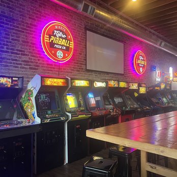 RETRO PIZZA - Updated December 2025 - 24 Photos & 21 Reviews - 510 ...