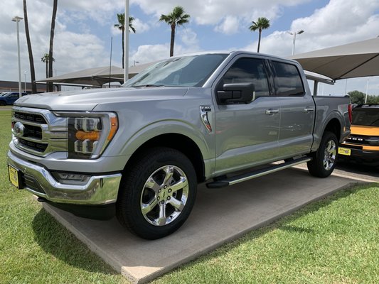 SPIKES FORD - Updated May 2026 - 33 Photos & 59 Reviews - 805 East Expy ...
