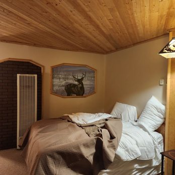 HUALAPAI MOUNTAIN RESORT - Updated April 2025 - 258 Photos & 110 ...