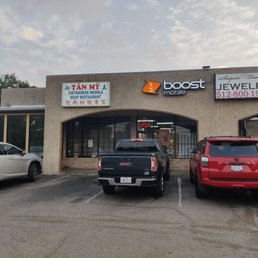 TAN MY - Updated December 2025 - 789 Photos & 925 Reviews - 1601 Ohlen ...