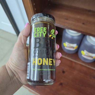 TROYER’S COUNTRY STORE - Updated December 2025 - 87 Photos - 10599 ...