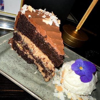 FLANKER KITCHEN + SPORTS BAR - Updated September 2024 - 301 Photos ...