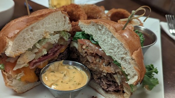 BIN 4 BURGER LOUNGE - Updated December 2025 - 73 Photos & 164 Reviews ...