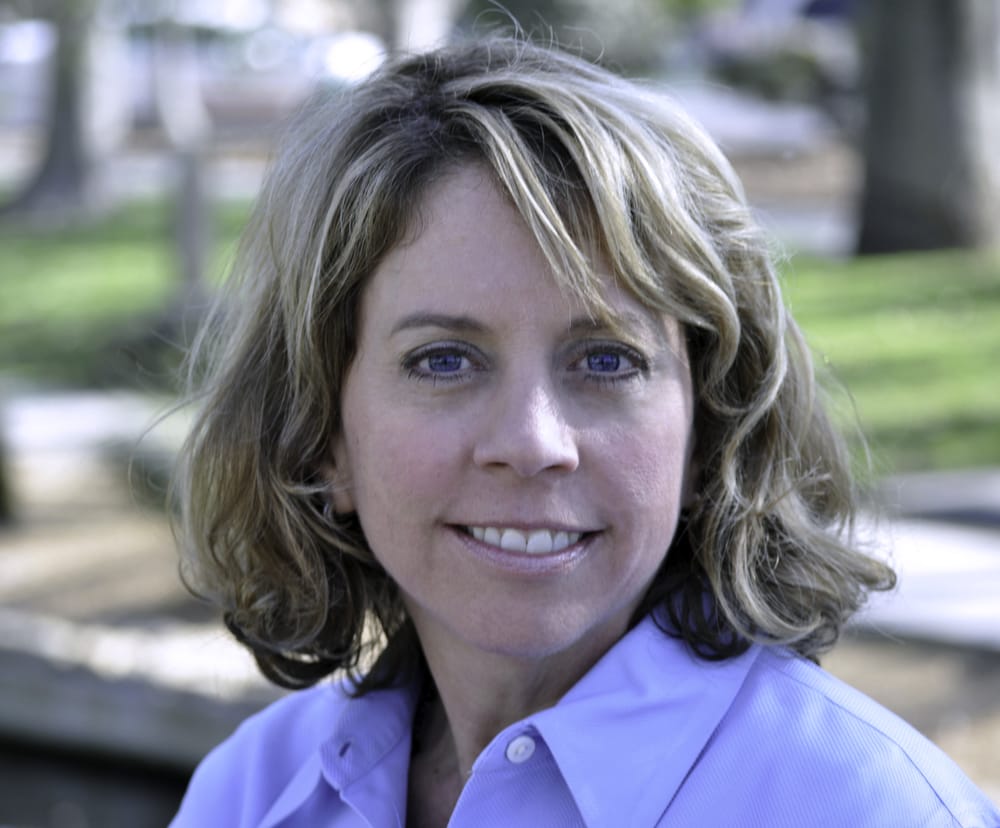 HOLLY BENNETT- SOTHEBY’S INTERNATIONAL REALTY - Updated October 2025 ...