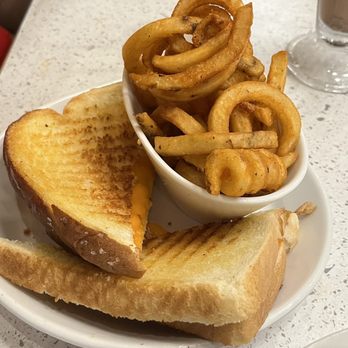 JUKEBOX BURGERS - Updated October 2024 - 59 Photos - 1749 Avnue Pierre ...