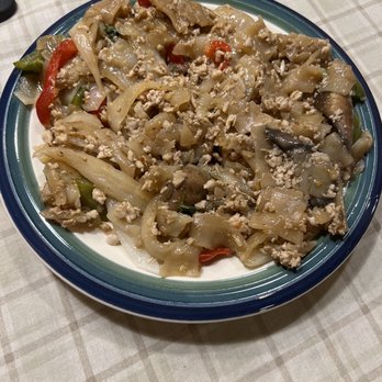 LEDU THAI EATERY - Updated November 2025 - 47 Photos & 129 Reviews ...