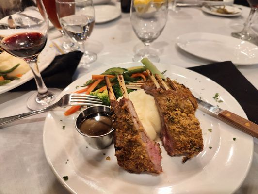 FRESCO STEAK & SEAFOOD GRILL - Updated December 2025 - 250 Photos & 273 ...