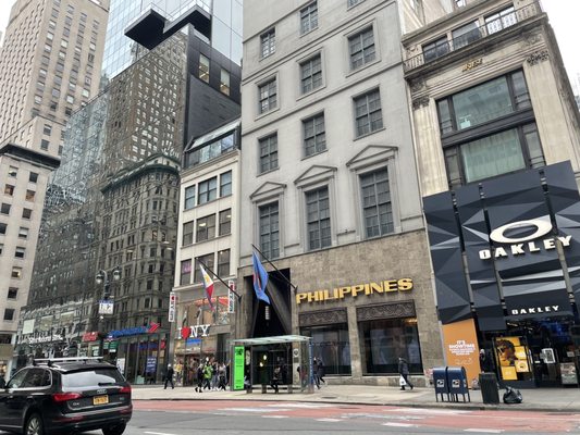 THE PHILIPPINE CONSULATE GENERAL - Updated March 2025 - 72 Photos & 60 ...