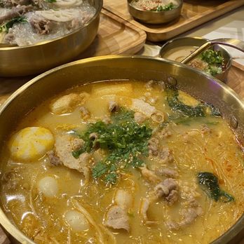 BIG WAY HOT POT - Updated July 2025 - 182 Photos & 40 Reviews - 778 ...