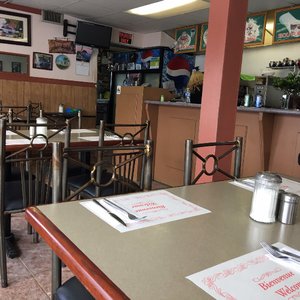 PETER’S KITCHEN - 11 Photos - 6500 Main Street, Comber, Ontario - Canadian (New) - Restaurant ...