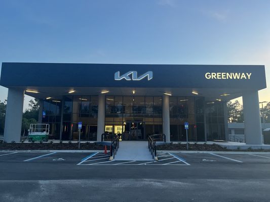 GREENWAY KIA AT THE AVENUES - Updated December 2025 - 23 Reviews ...