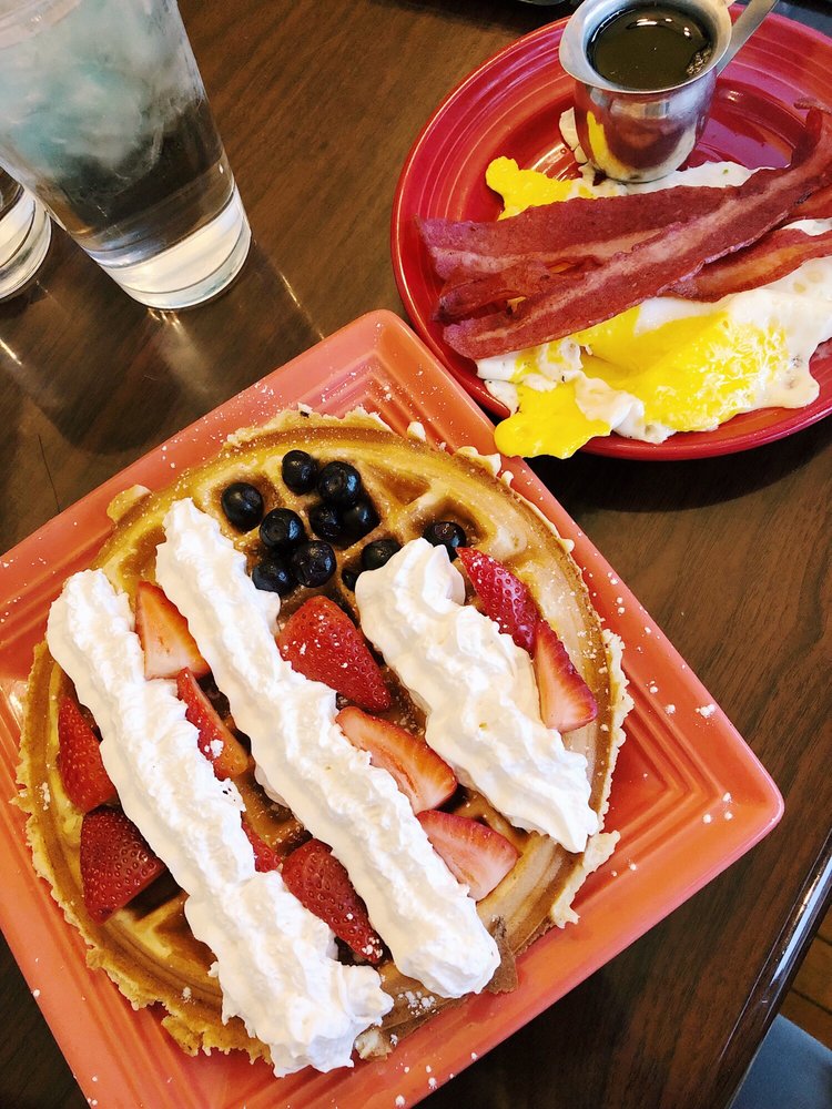 GAILEY’S BREAKFAST CAFE - 264 Photos & 326 Reviews - 220 E Walnut St ...