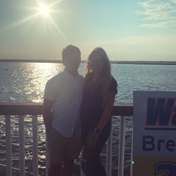 SUNSET PIER RESTAURANT - Updated May 2024 - 89 Photos & 126 Reviews ...