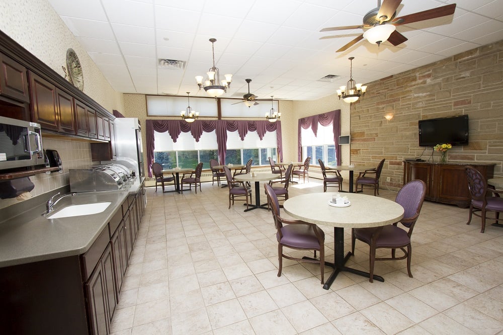 AMHERST MANOR RETIREMENT COMMUNITY - Updated December 2025 - 12 Photos ...