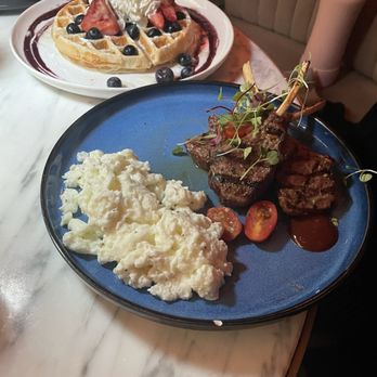 GARDEN ROOFTOP - Updated November 2024 - 74 Photos & 27 Reviews - 411 N ...