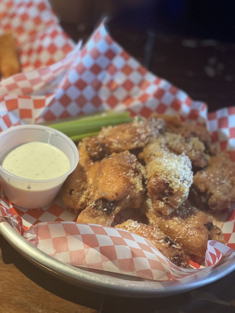 NINE O ONE BAR AND GRILL - Updated August 2025 - 198 Photos & 339 ...