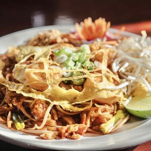 HOT BOWL BY EVERYDAY THAI - Updated December 2025 - 19 Photos - 1301 E ...