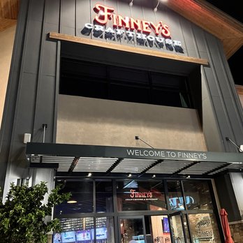 FINNEYS CRAFTHOUSE - PORTER RANCH - Updated September 2025 - 1470 ...