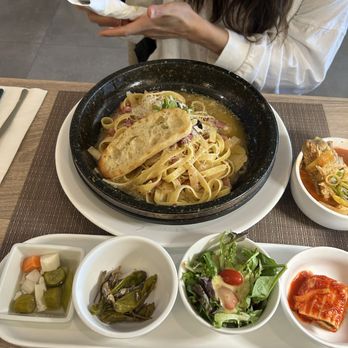 KARDEN - Updated April 2025 - 274 Photos & 69 Reviews - 630 Broad Ave ...