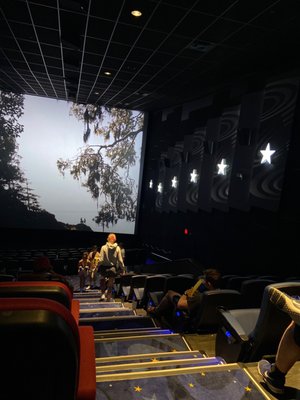CINEPLEX FIFTH AVENUE CINEMAS - Updated April 2025 - 63 Photos & 79 ...