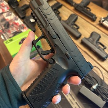 RED RIFLE - Updated August 2024 - 218 Photos & 333 Reviews - 1505 E Del ...