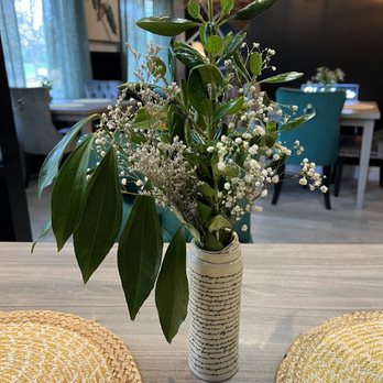 FLOURISH CAFE - Updated October 2024 - 164 Photos & 26 Reviews - 1480 ...