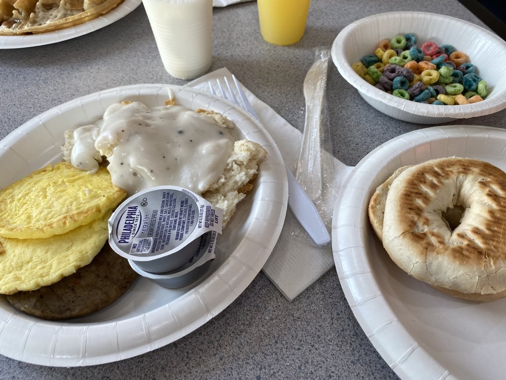 QUALITY INN - Updated July 2025 - 22 Photos - 1204 Red Bud Rd, NE ...