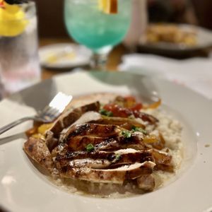 RED BRIDGE BISTRO - Updated August 2025 - 24 Photos - 109 W Jackson St ...