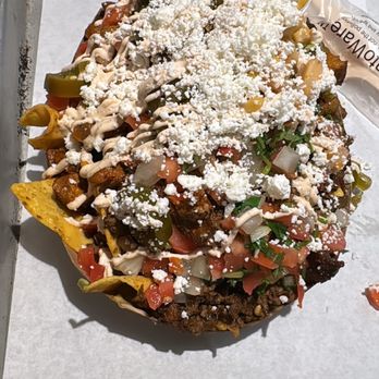 NACHO BIZNESS - 391 Photos & 458 Reviews - 470 Alvarado St, Monterey ...