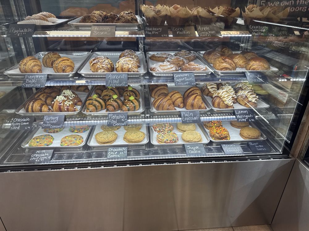 THE FRESH FLOUR - Updated April 2026 - 9 Liberty St, Newburyport ...