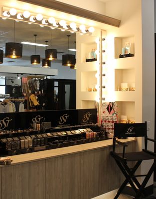 PARAMOUNT DAY SPA SALON BOUTIQUE - Updated May 2026 - 345 3rd Avenue S ...