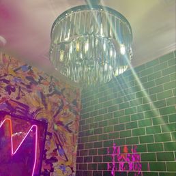 COMMONWEALTH - Updated January 2026 - 120 Photos & 52 Reviews - 11830 W ...