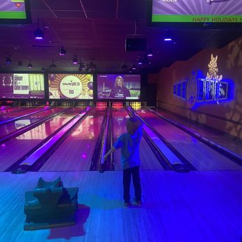 SPARE TIME ENTERTAINMENT - Updated October 2025 - 154 Photos & 98 ...