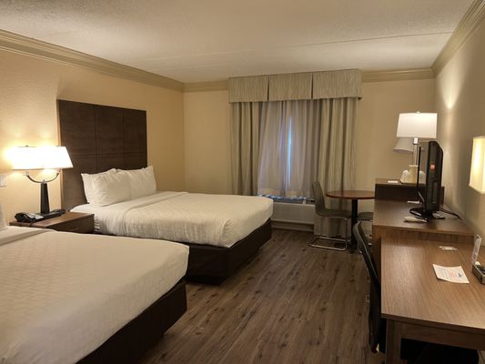 CLARION HOTEL & CONFERENCE CENTER - Updated January 2026 - 107 Photos ...