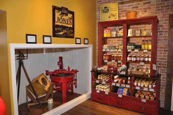 JONES MARKET - Updated January 2026 - 21 Photos & 10 Real Reviews - 601 ...