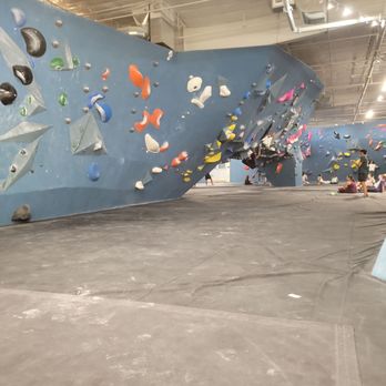 BOULDERING PROJECT - Updated July 2025 - 100 Photos & 26 Reviews - 2626 ...