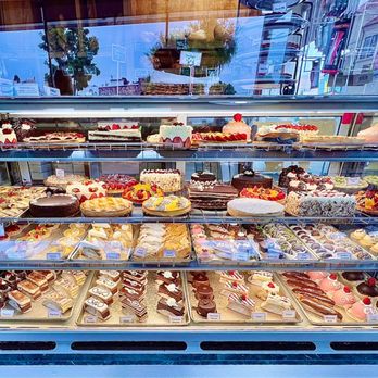 PARIS BAKERY CAFE - 934 Photos & 945 Reviews - 271 Bonifacio Pl ...