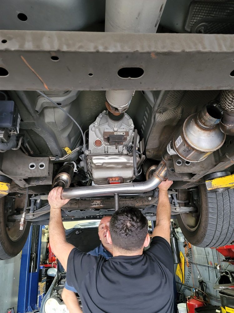 HI TEC AUTO - Updated August 2025 - 13 Reviews - 6036 Santa Monica Blvd ...