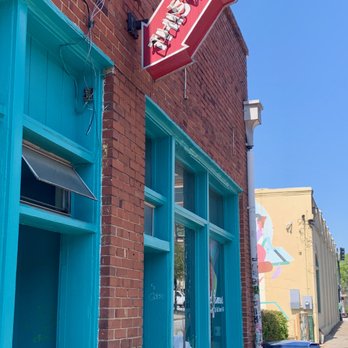 THE WORLD FAMOUS - Updated October 2025 - 77 Photos & 104 Reviews - 351 ...