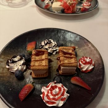 AZITRA - Updated December 2025 - 393 Photos & 455 Reviews - 8411 Brier ...