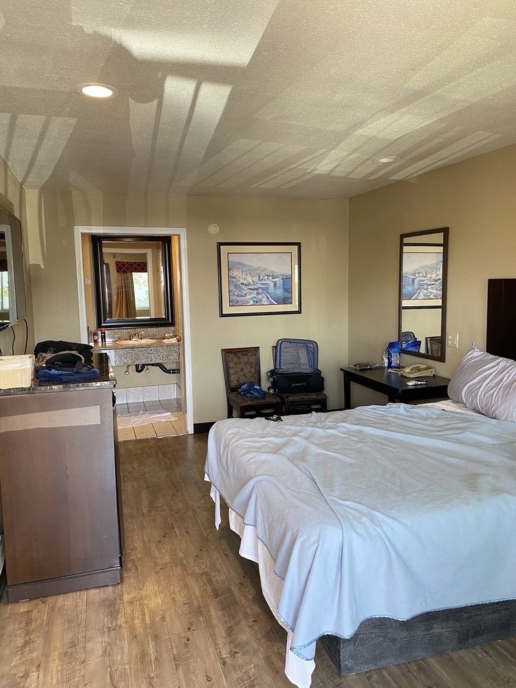 DEL AMO INN - Updated January 2026 - 49 Photos & 49 Reviews - 20534 ...