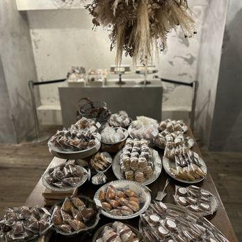 GRENIER PATISSERIE - Updated December 2025 - 39 Photos - 角田町8-47, 大阪市 ...