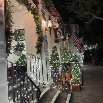 CYPRESS INN - Updated December 2025 - 382 Photos & 400 Reviews ...